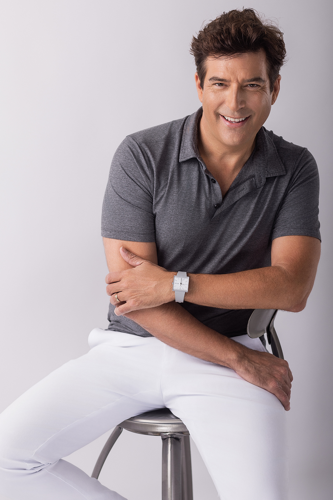 Professional Performing Host, Singer, & Model - Jeremy James